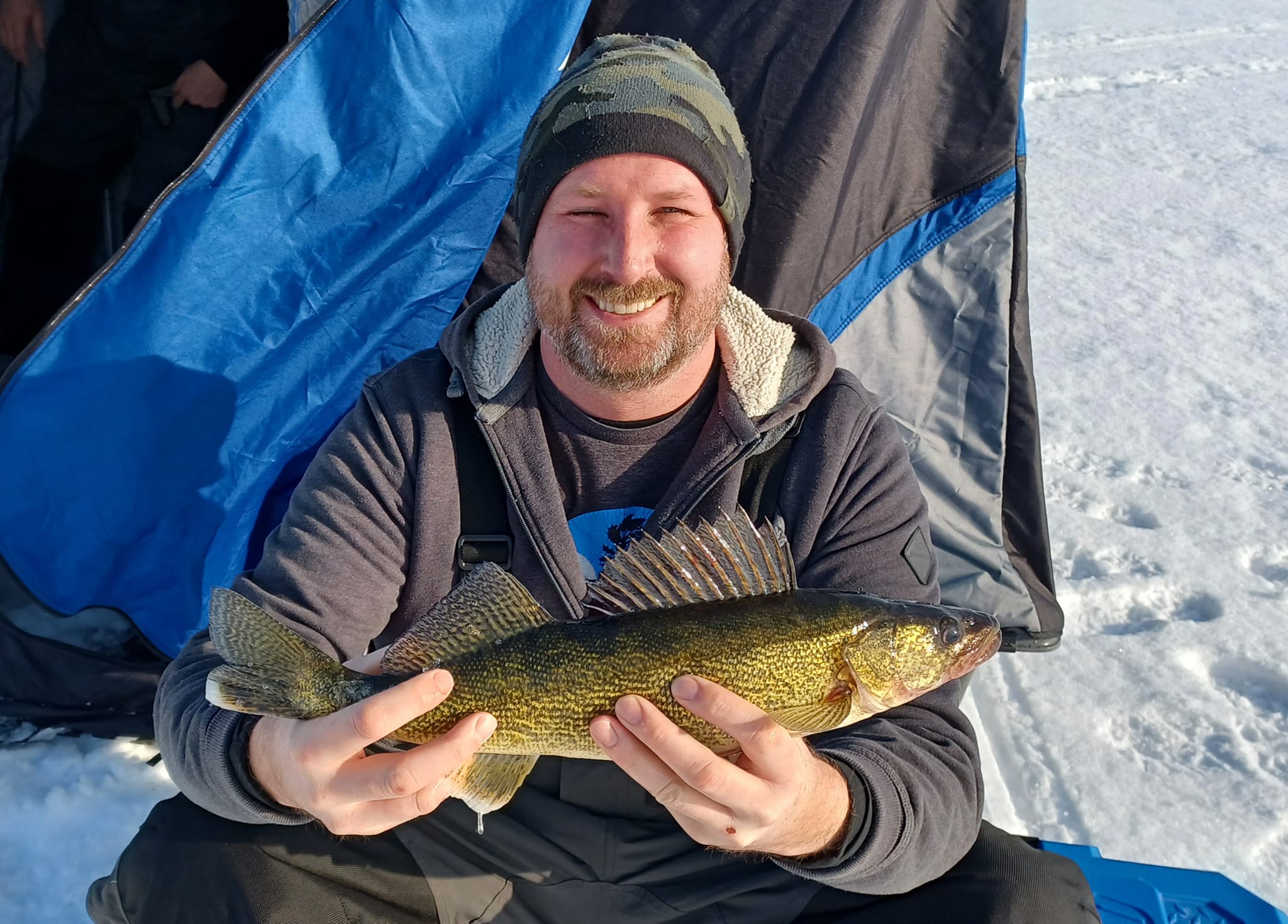 Bay of Quinte Ice Fishing – Blue Rock Charters